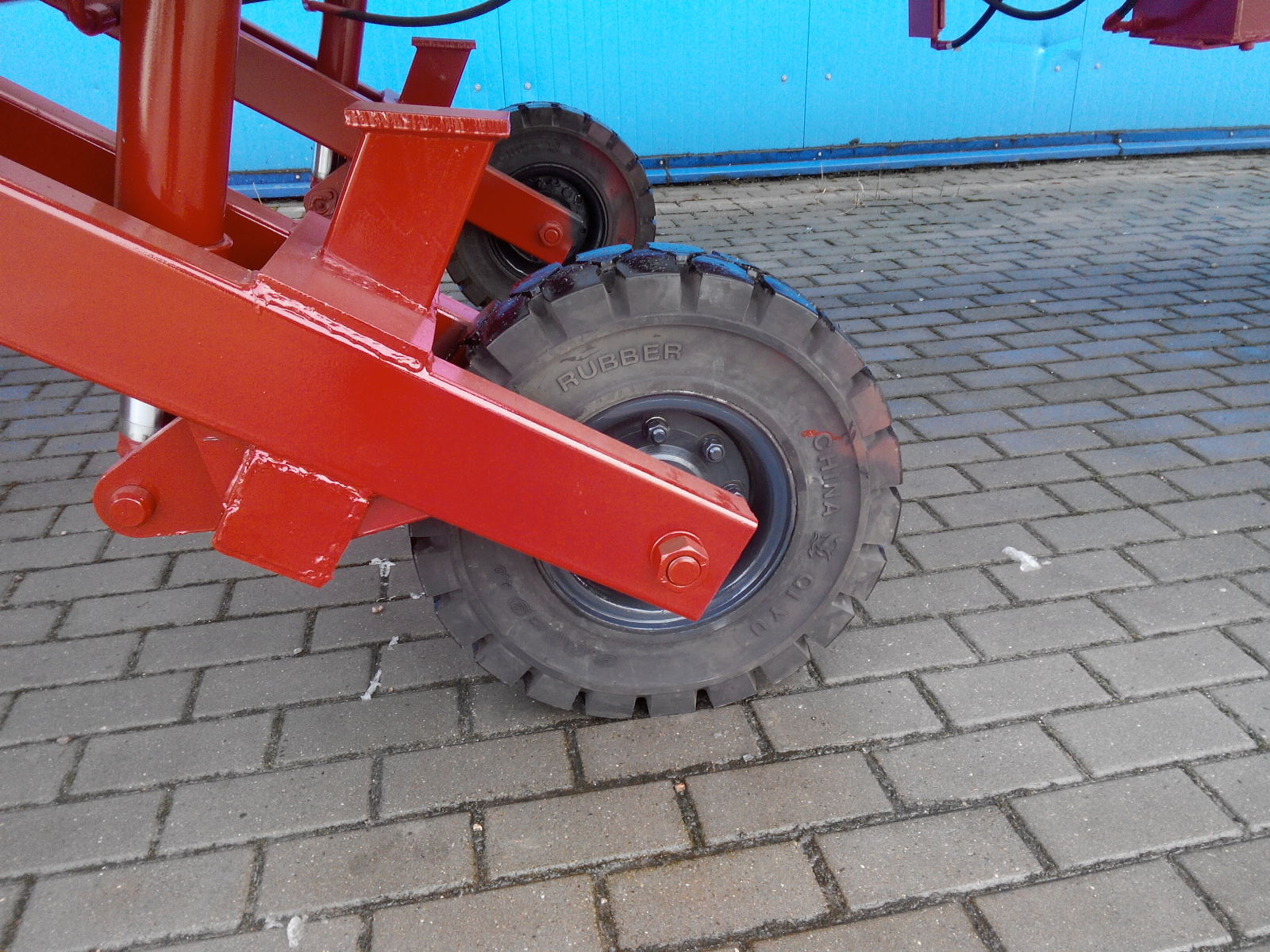 Platforma przeładunkowa rampa mobilna 7T | Impiger.pl