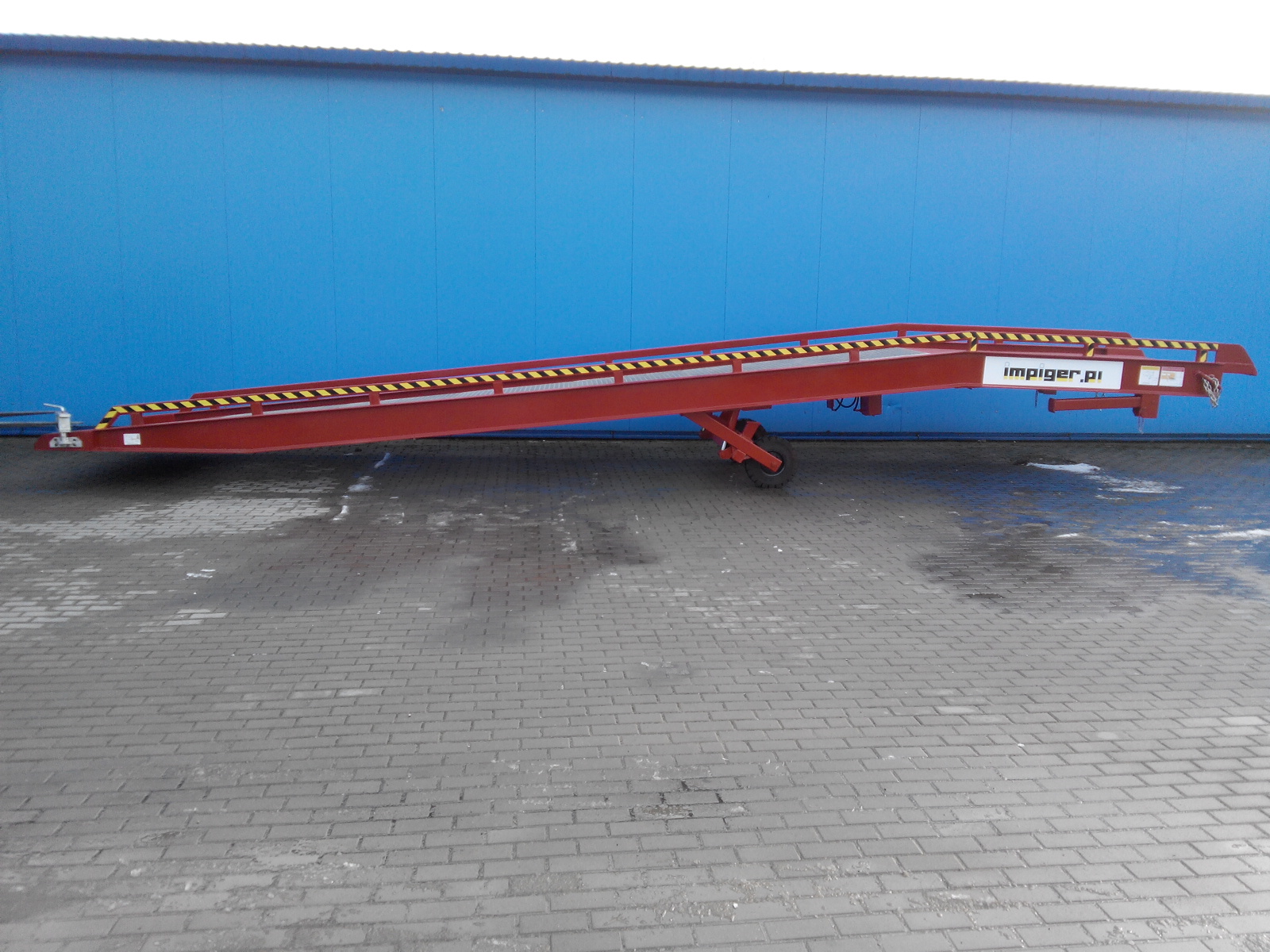 Platforma załadunkowa rampa mobilna 10T | Impiger.pl